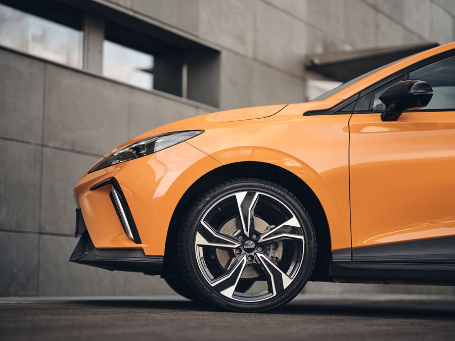 DEZENT KB DARK | wheels24.gr